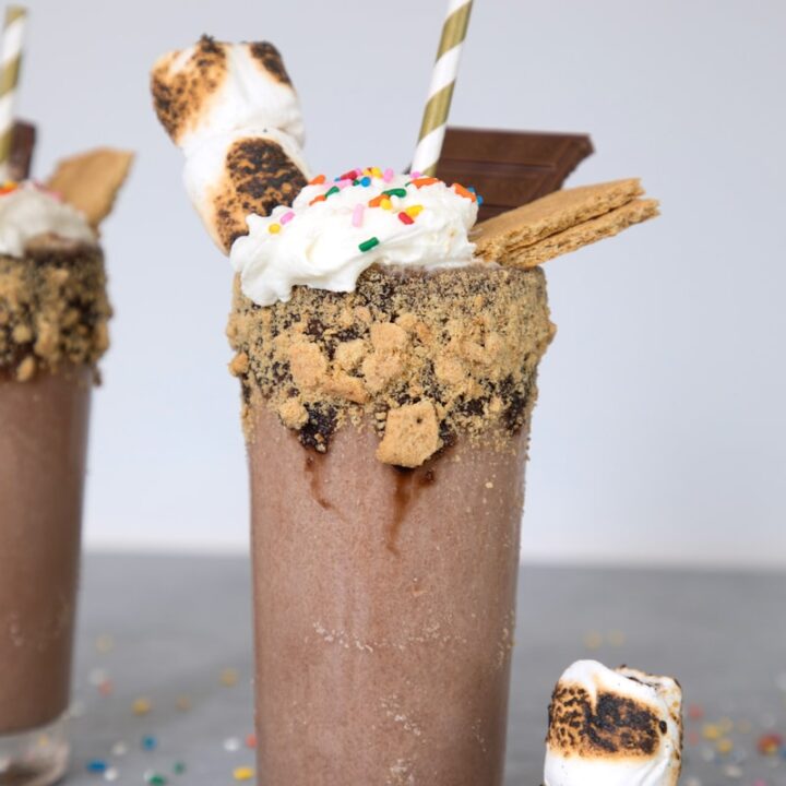 Matcha Milkshake Recipe - We are not Martha