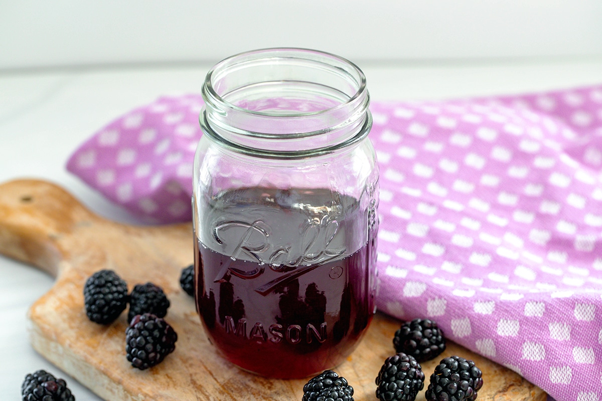 Blackberry Simple Syrup Recipe - We are not Martha