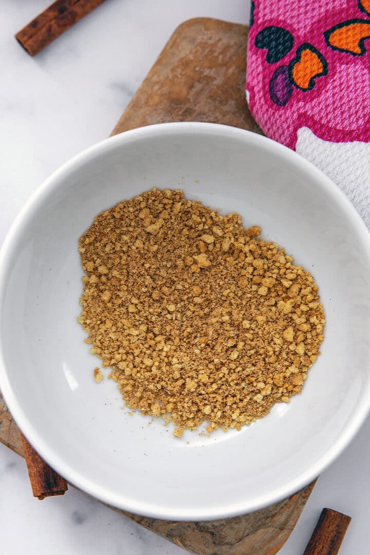 Cinnamon Crumble Oatmilk Frappuccino {Starbucks Copycat Recipe}