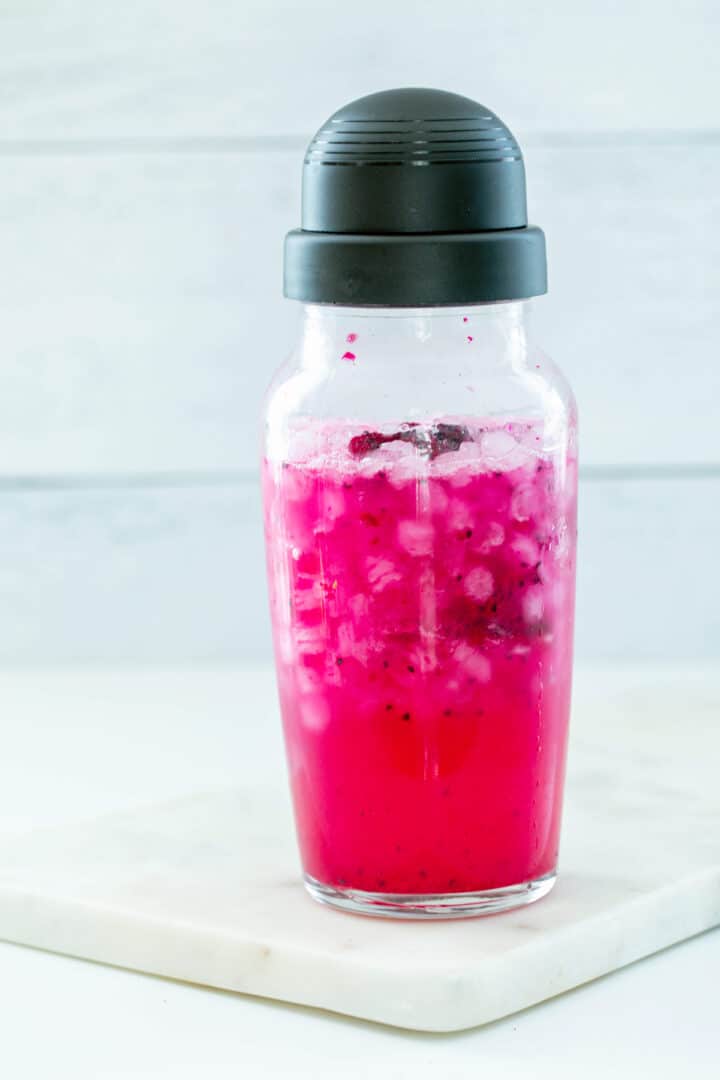 Mango Dragonfruit Lemonade {Starbucks Recipe} - We are not Martha