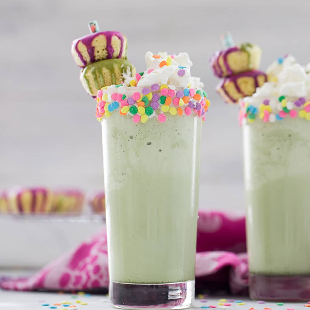 Matcha Milkshake Recipe - We are not Martha